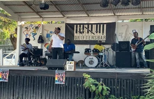 Charela Inn - Live Music Entertainment